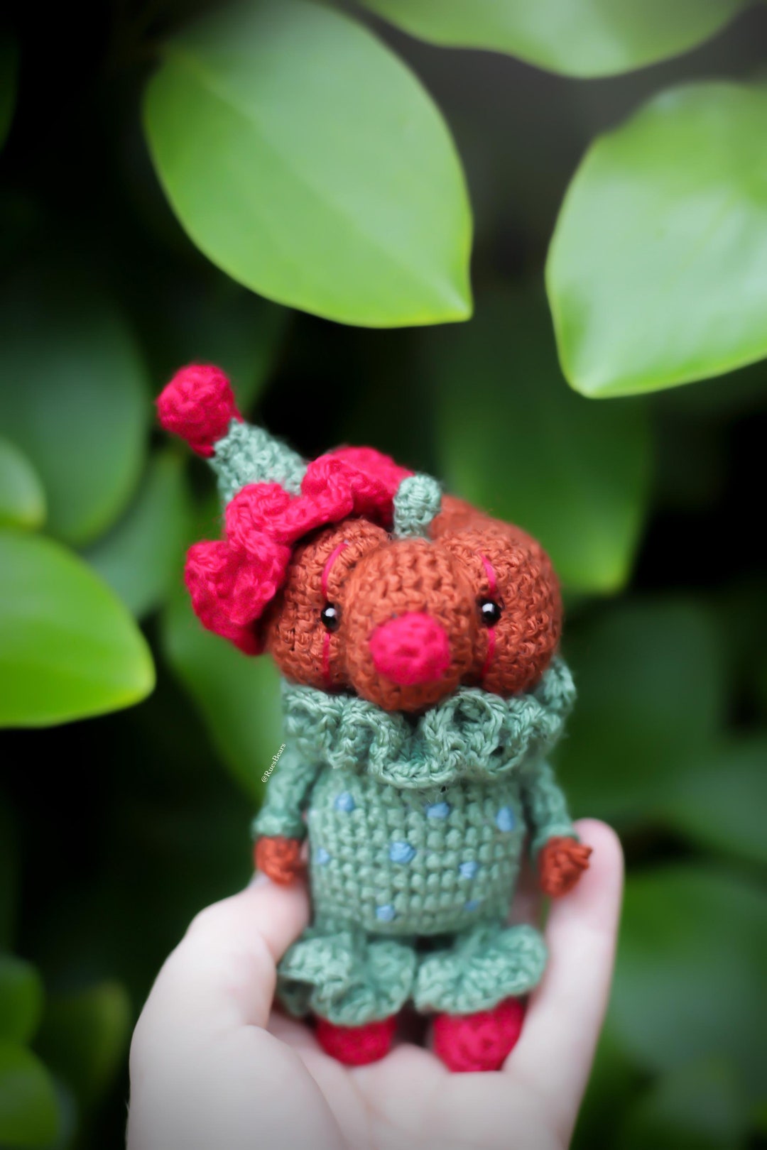 Crochet Amigurumi PATTERN: Squash the Pumpkin Man in a Clown Costume ...