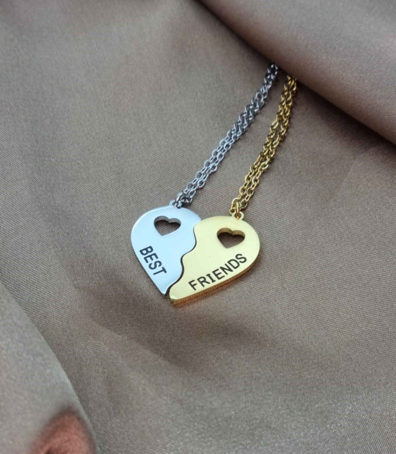 Best Friend Necklace Heart Halves Necklace Best Friend Necklace for 2 ...
