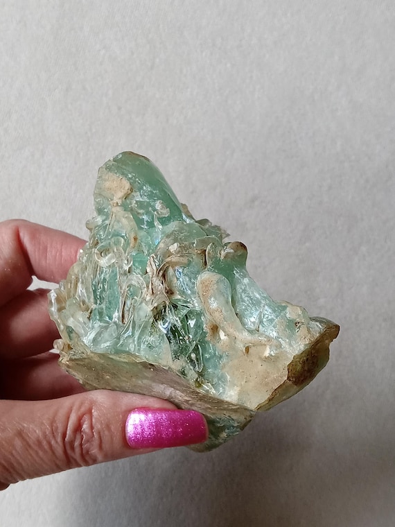 Finding Lightning Glass