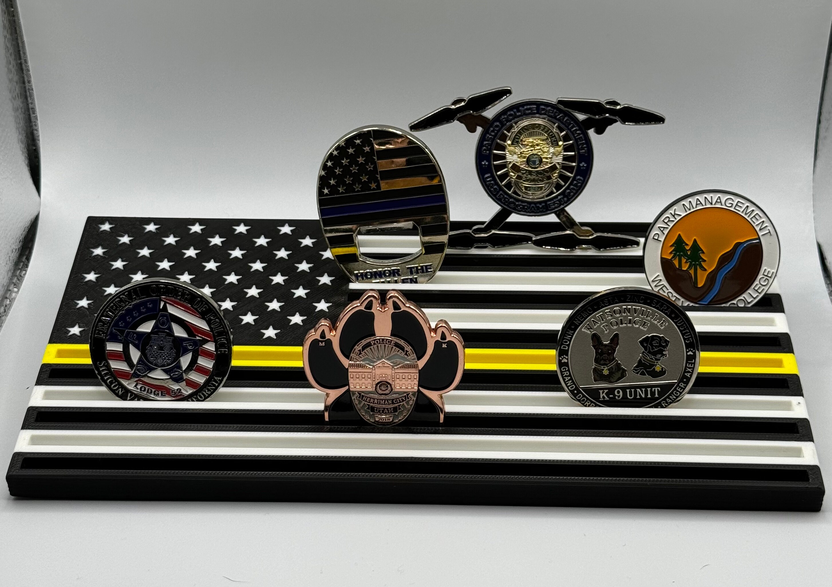 Thin Yellow Line Dispatcher Challenge Coin Holder - 13 Row Display ...