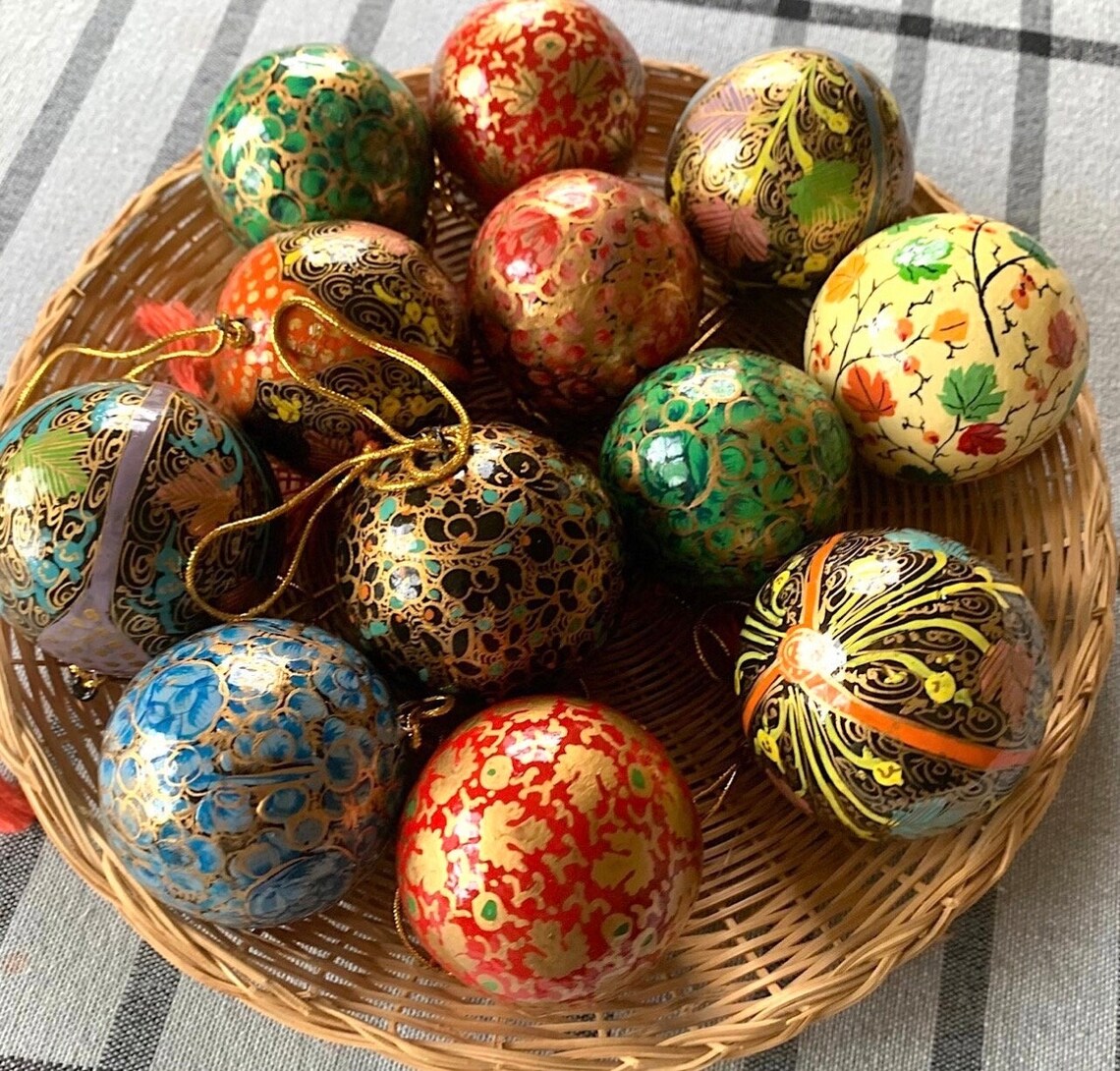 Assorted Handmade Papier-mache Ball Colorful Paper Mache Ornament Decor ...