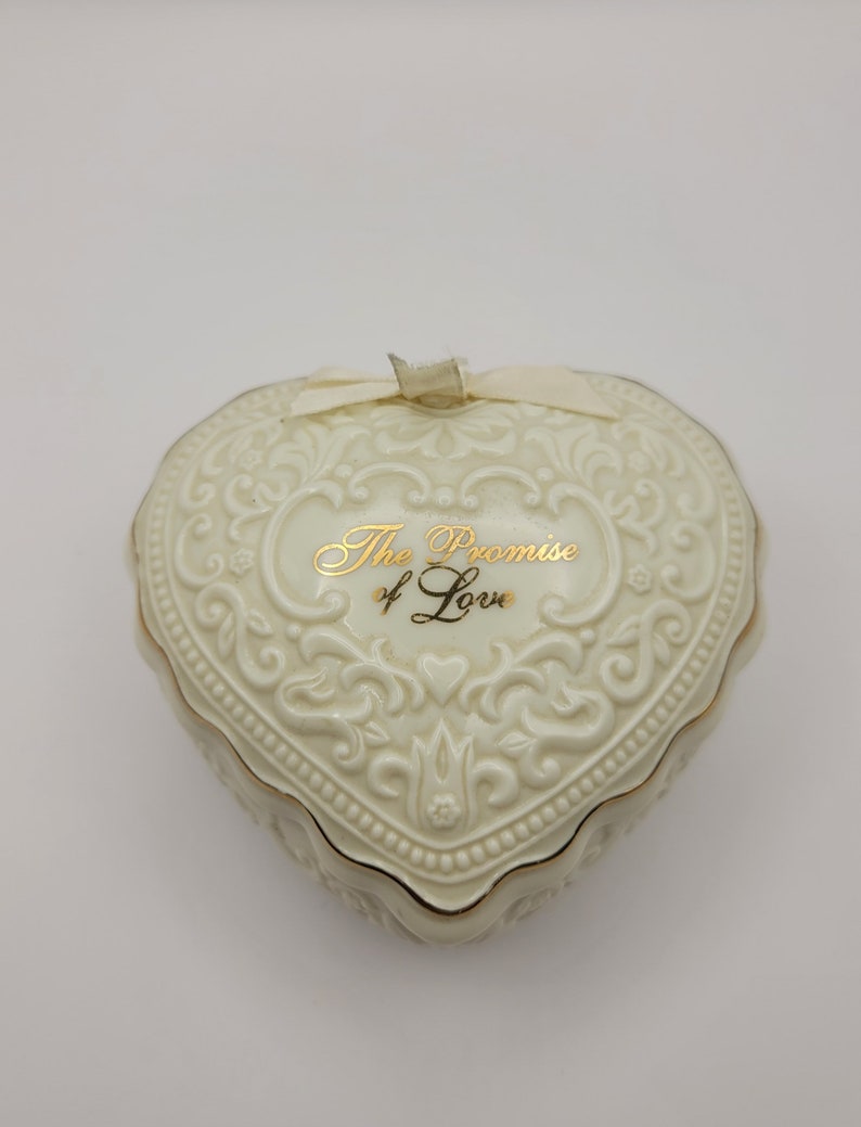 Collectibles Heart-shaped Music Box San Francisco Music Box Company - Etsy