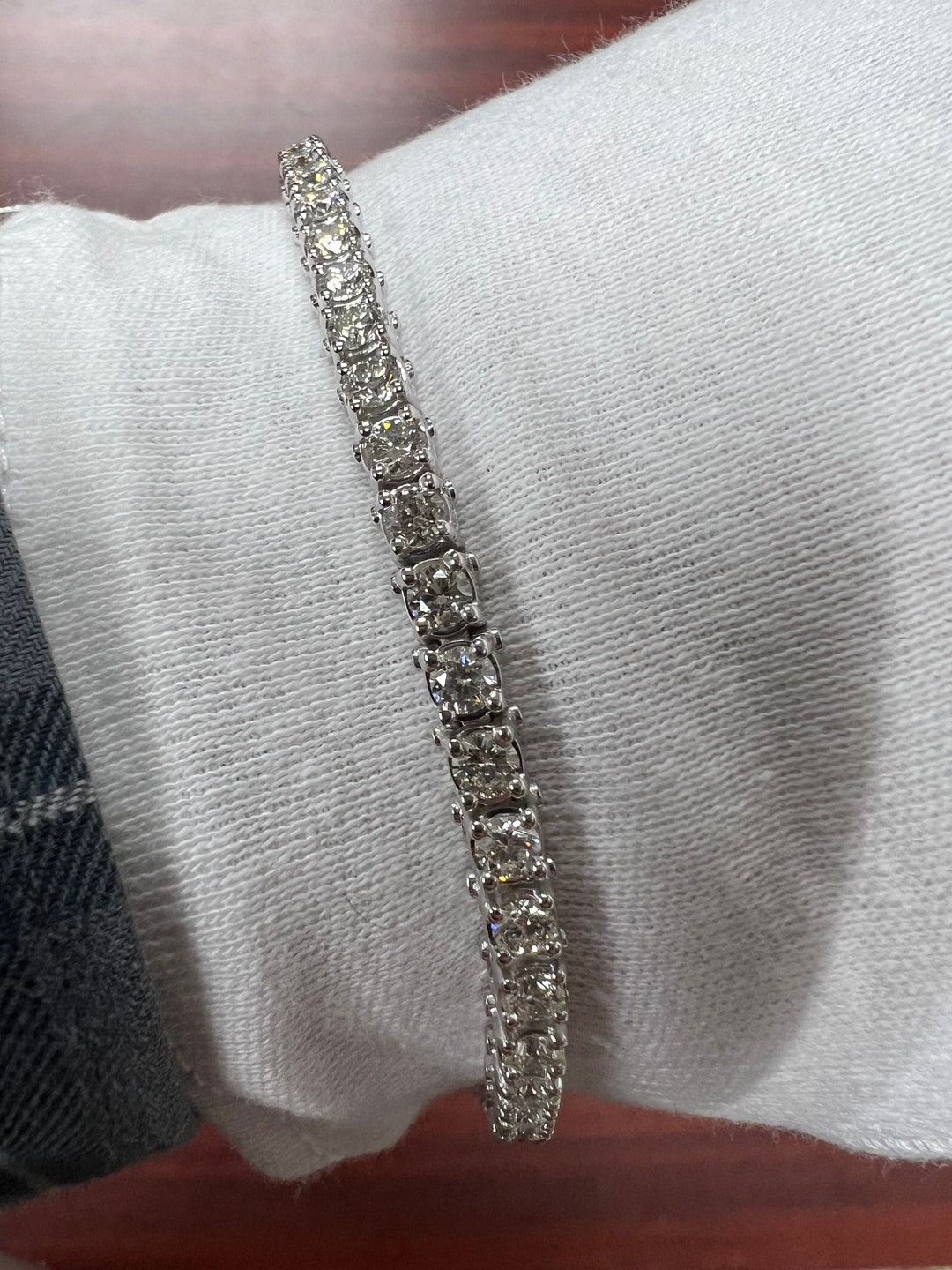10.25 to 32.04 Ct Gold Plated Ladies Round Cut Cubic Zirconia Tennis ...