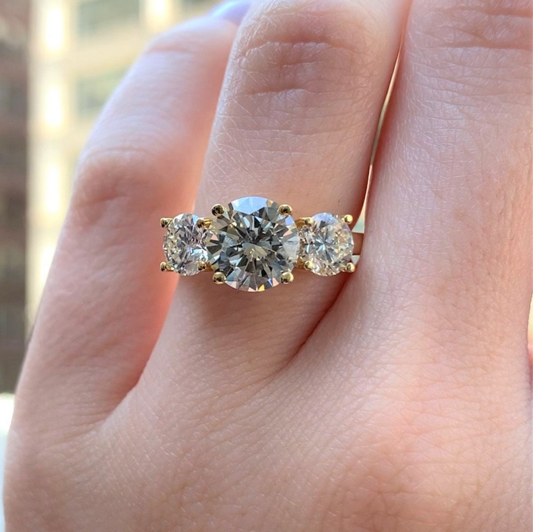 GRA Certificated D Color VVS1 Clarity Three Stone Brilliant Cut ...