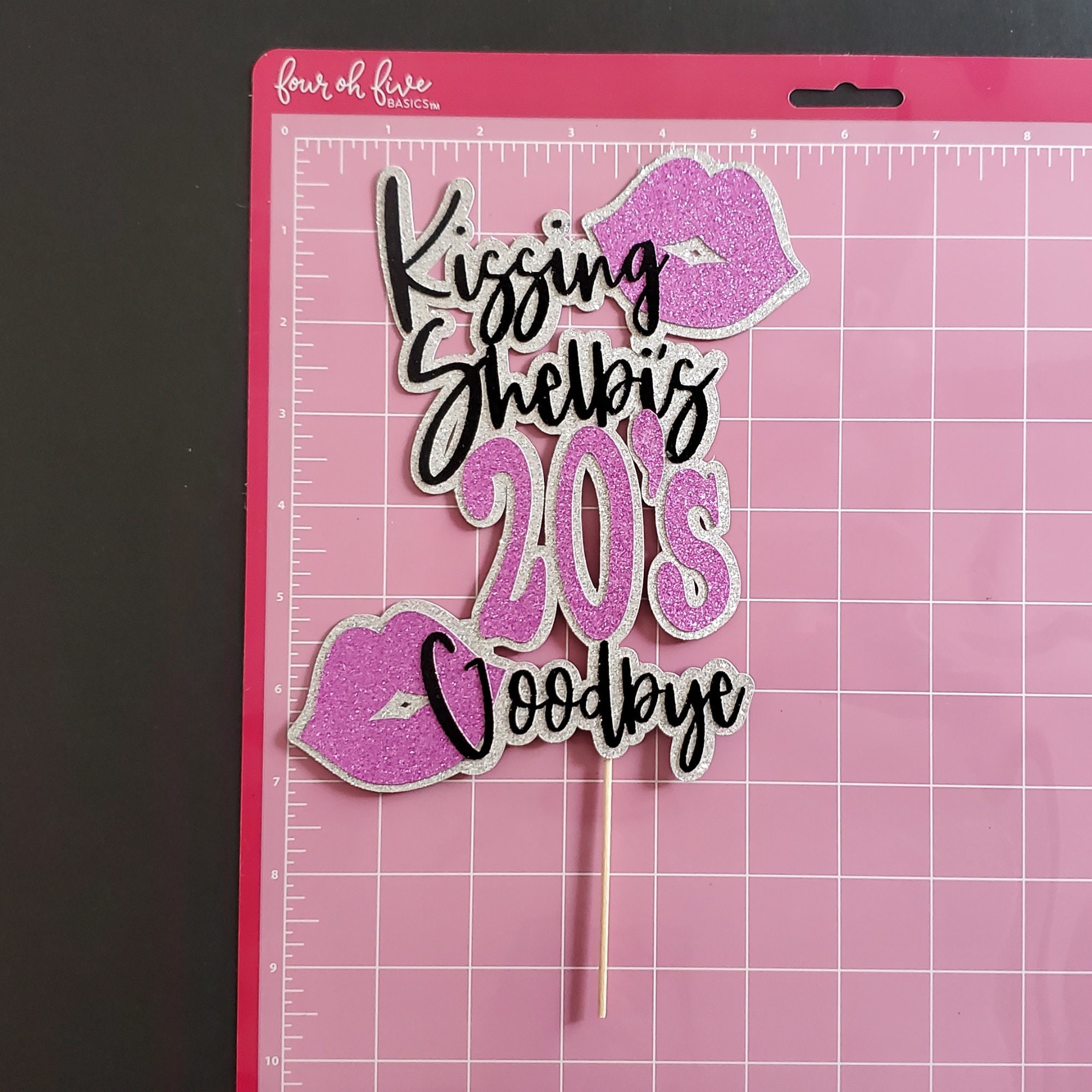 Personalized Kissing 20's Goodbye Cake Topper or Centerpiece Pick - Etsy