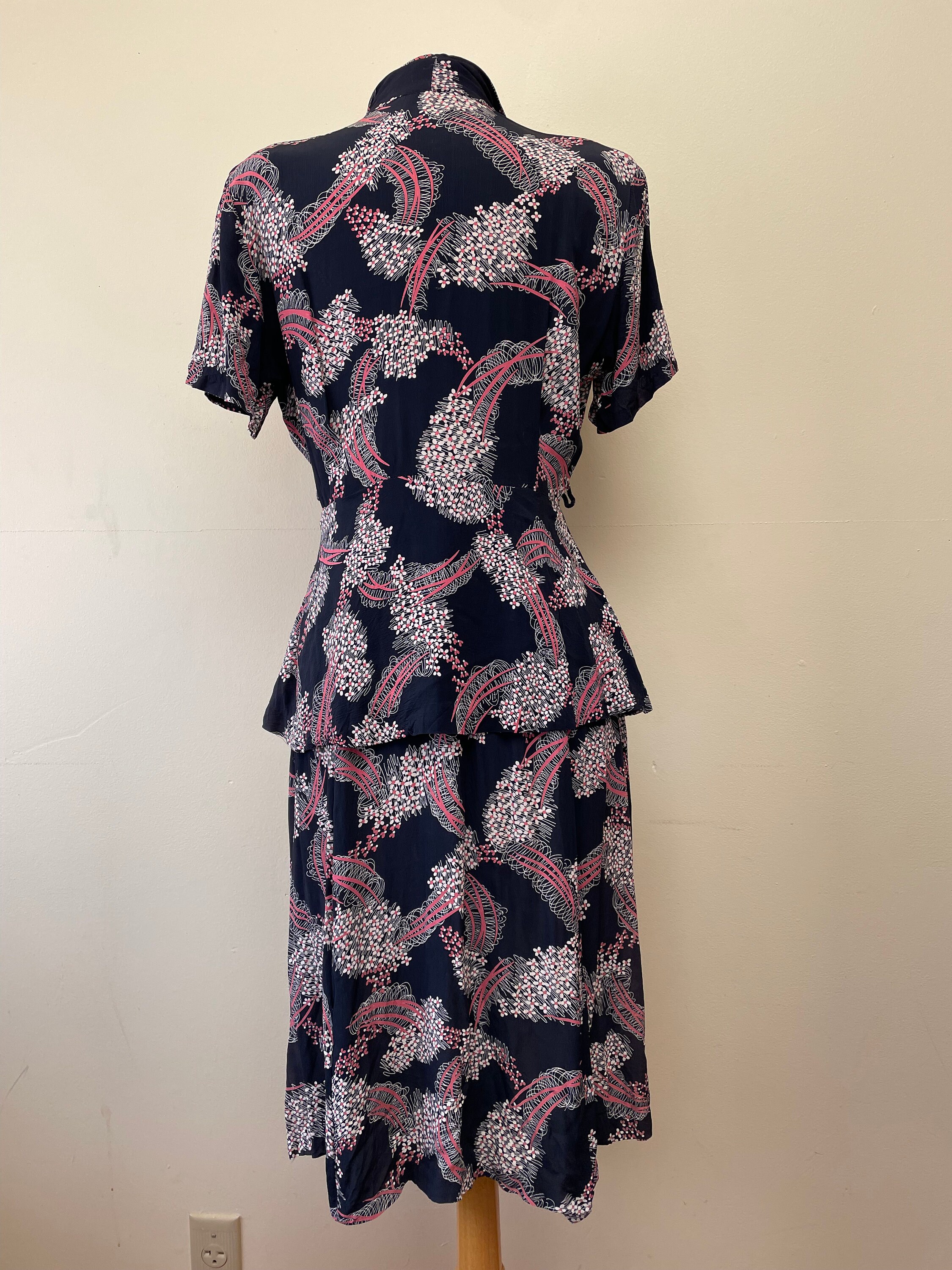 Vintage Rayon 1940"s Peplum Dress - Etsy