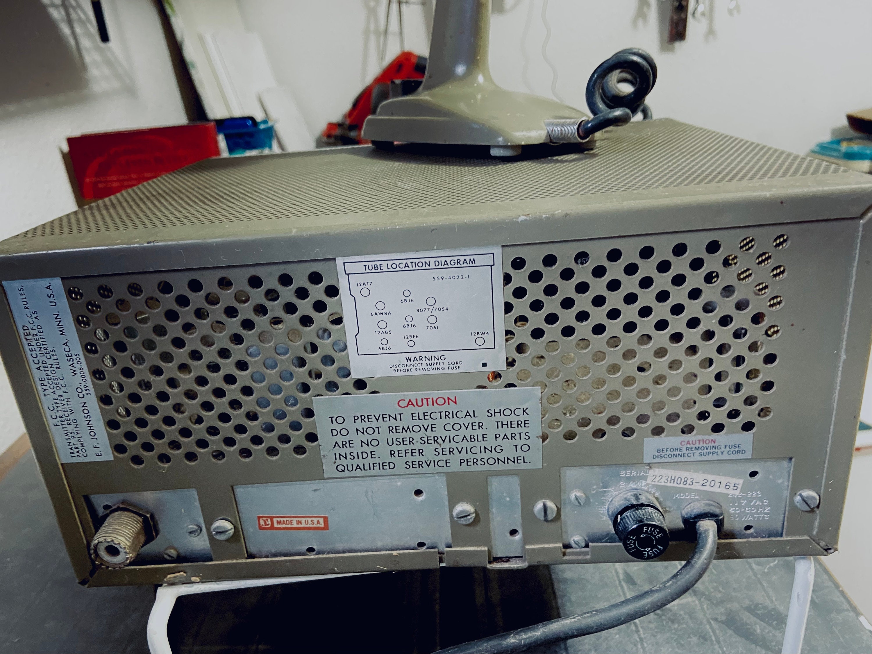 Vintage JOHNSON 223 CB Tube Radio - Etsy