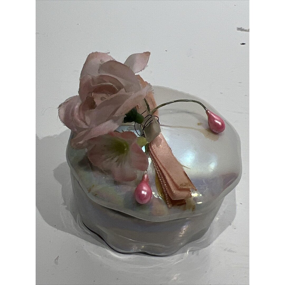 Vintage Porcelain Light Purple Trinket Box With Lid Made in Taiwan 3d ...