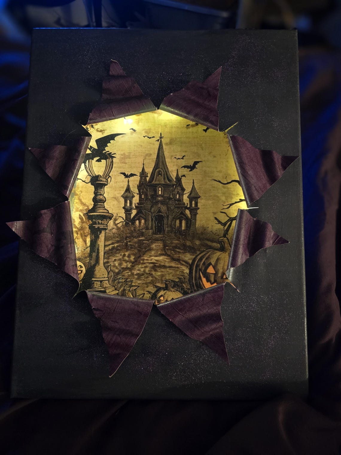 Haunted House Light up Busted Canvas | Spooky LED Wall Art | Halloween ...