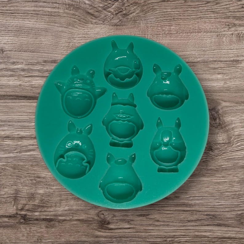 Silicone Cute Anime Character Mold (sizes Average 24x30 Mm) (quality ...