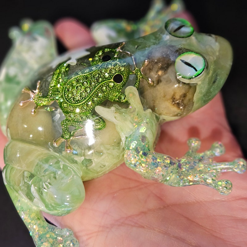 Stone Frog Figurine - Etsy