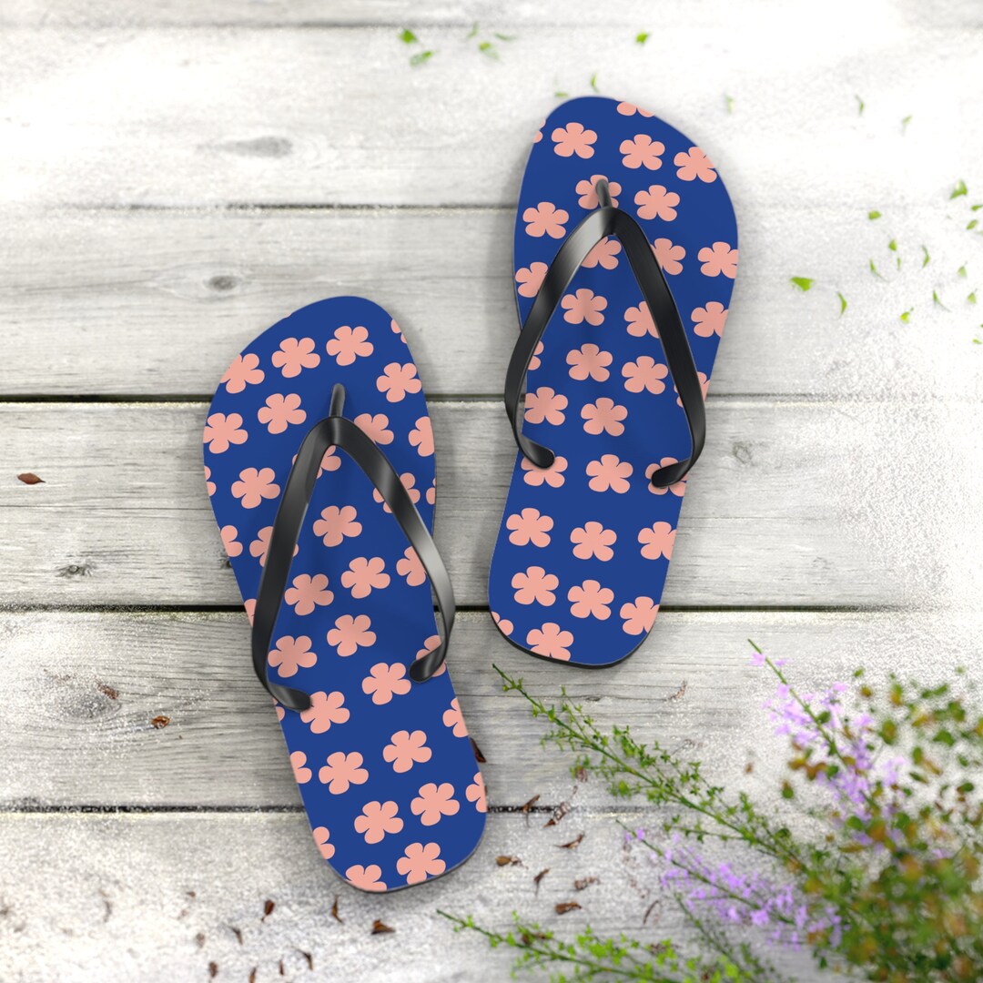 Flip Flops in Four Sizes - Etsy