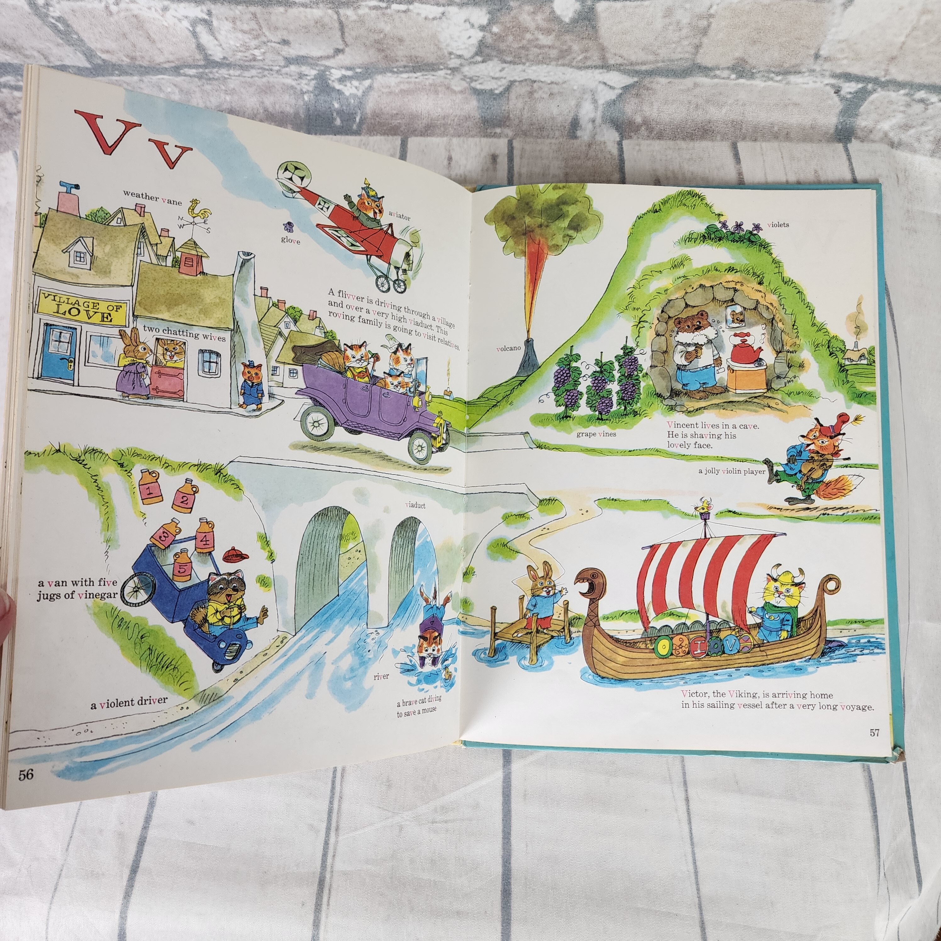 Richard Scarry's ABC Word Book / Random House 1971 / Full Color ...