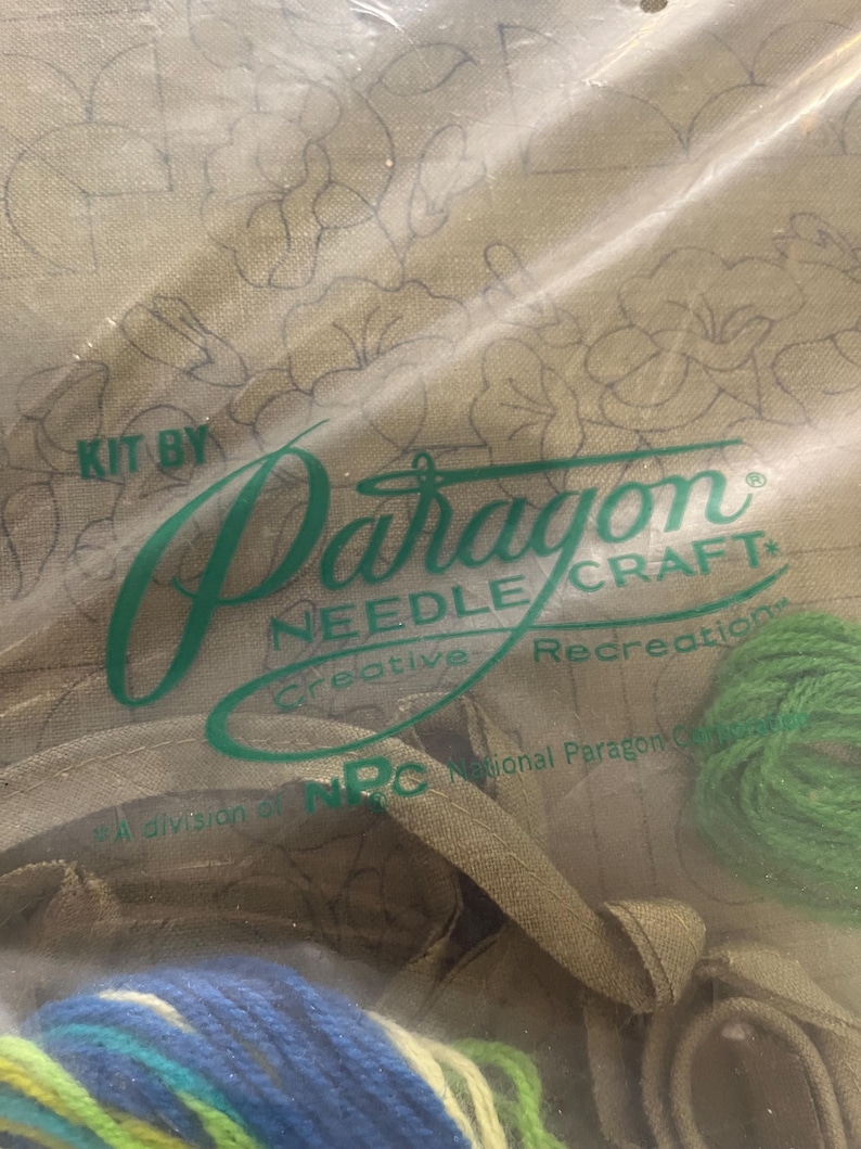 Vintage Paragon Needle Craft Crewel Embrodiery Pillow Kit Featuring ...