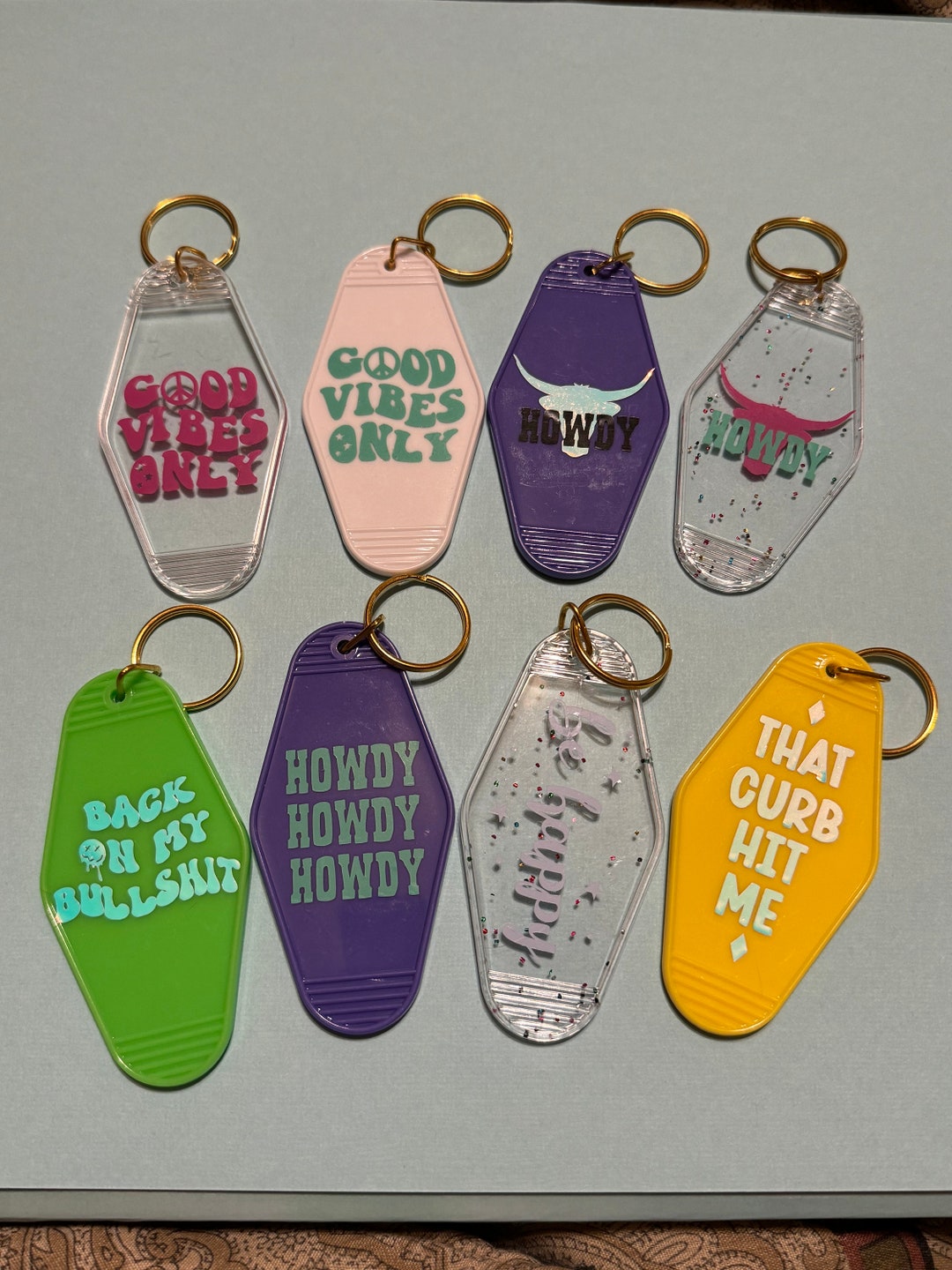 Retro Motel Keychain, Vintage Key Chain, Handmade Keychains, Unique ...