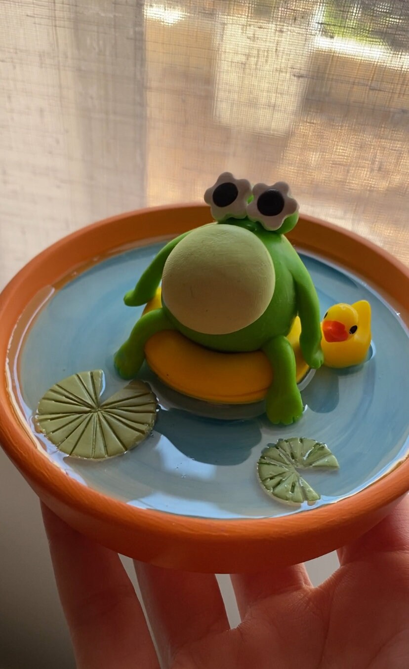 Trinket Dish: Sunbathing Frog / Float / Rubber Duck / Pond / Ceramic ...