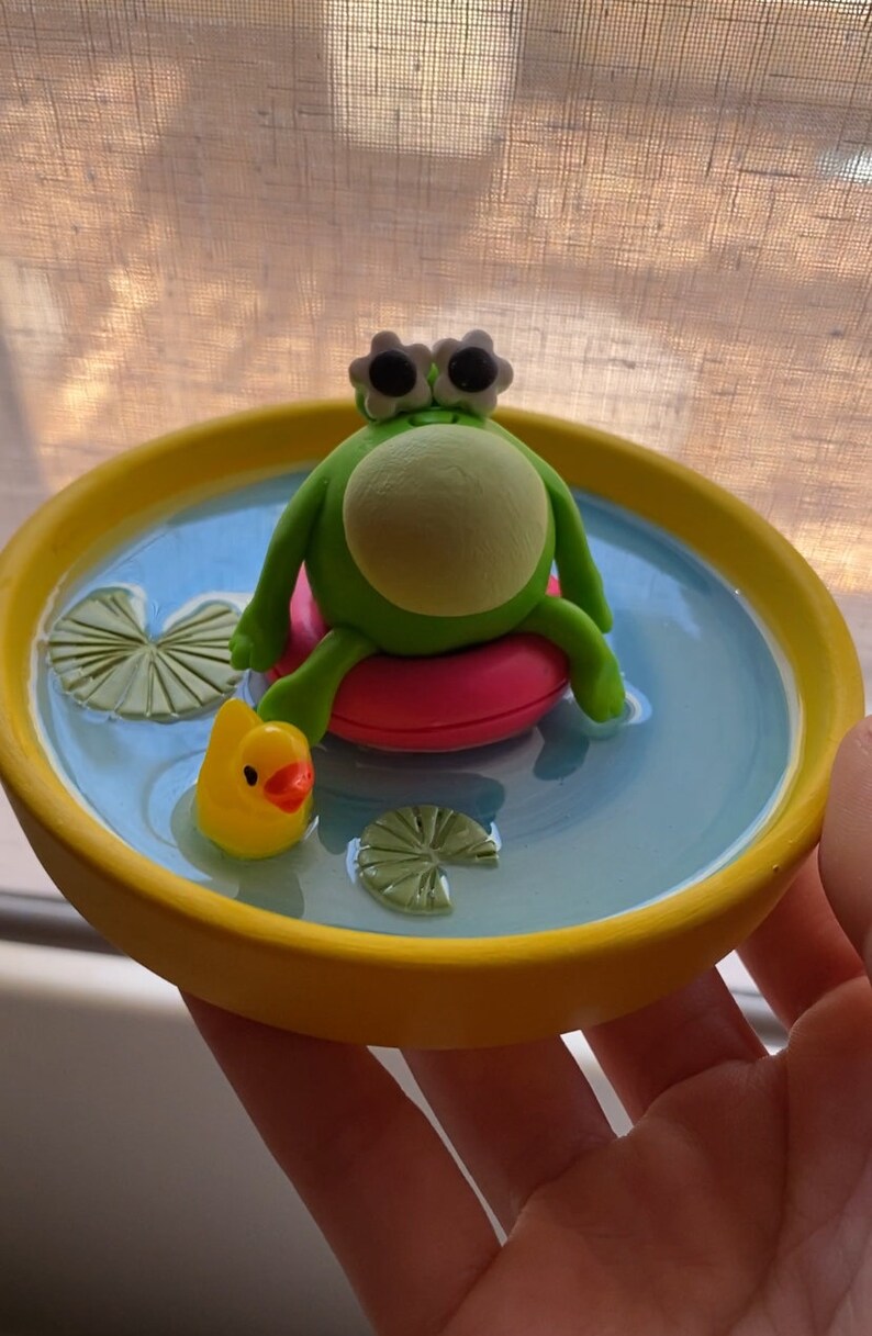 Trinket Dish: Sunbathing Frog / Float / Rubber Duck / Pond / Ceramic ...