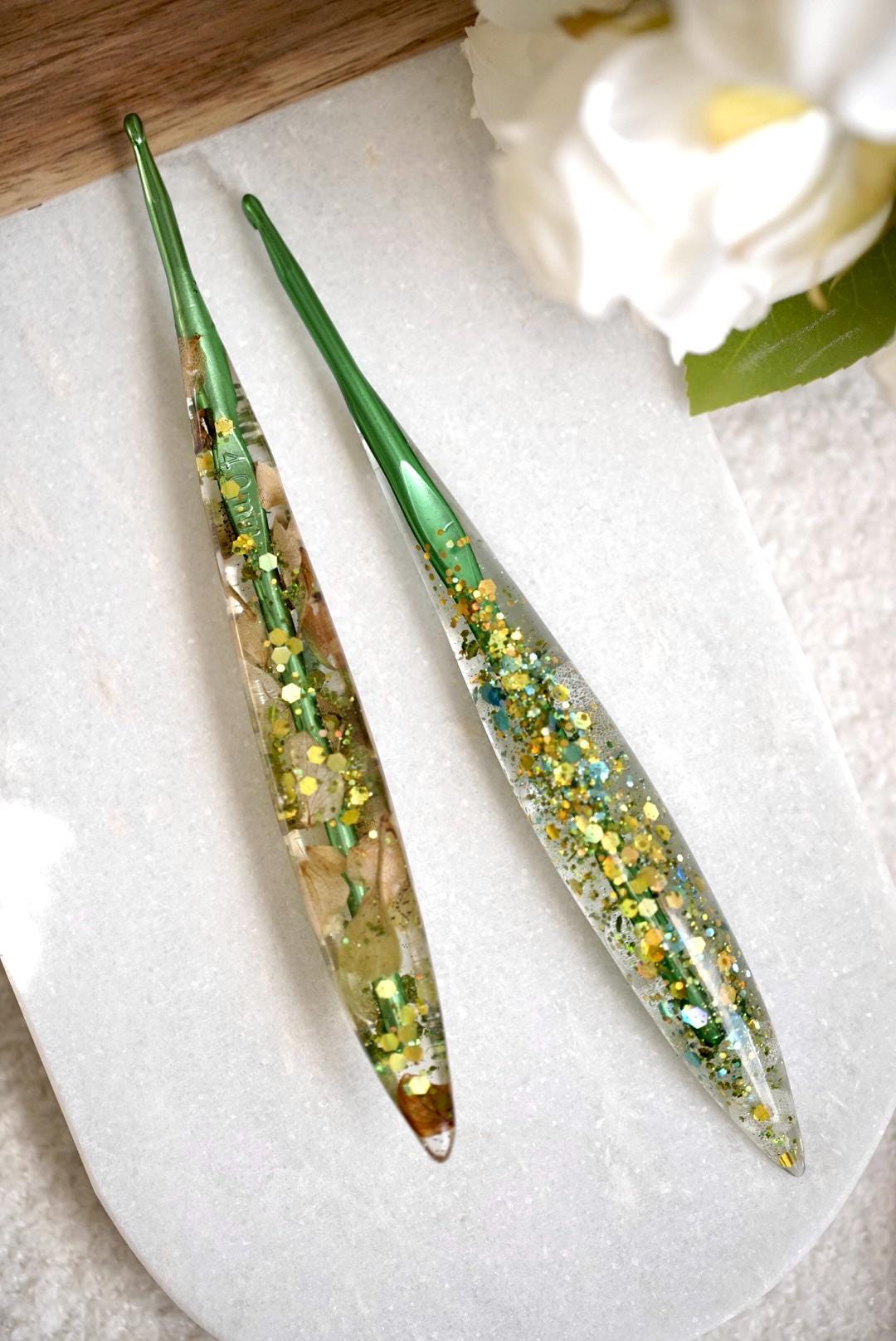 Resin Crochet Hook Ergonomic Handmade Glitter Floral Sparkly - Etsy