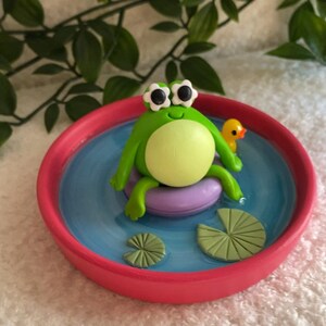 Trinket Dish: Sunbathing Frog / Float / Rubber Duck / Pond / Ceramic ...