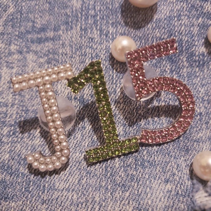 HitDifferentStudio - Etsy