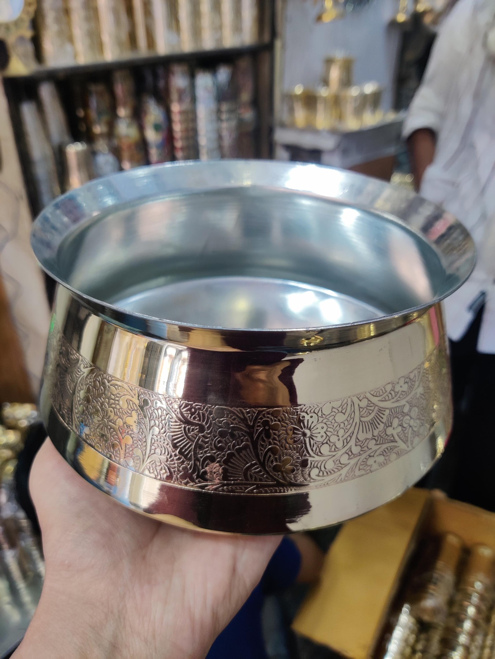 Brass Handi Pot With Lid – 2L Traditional Handcrafted Storage Vessel ...
