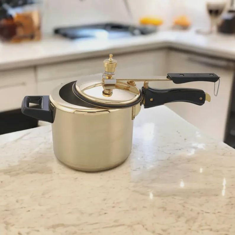 Handmade Pure Brass Pressure Cooker: Traditional Indian Cookware (3L ...