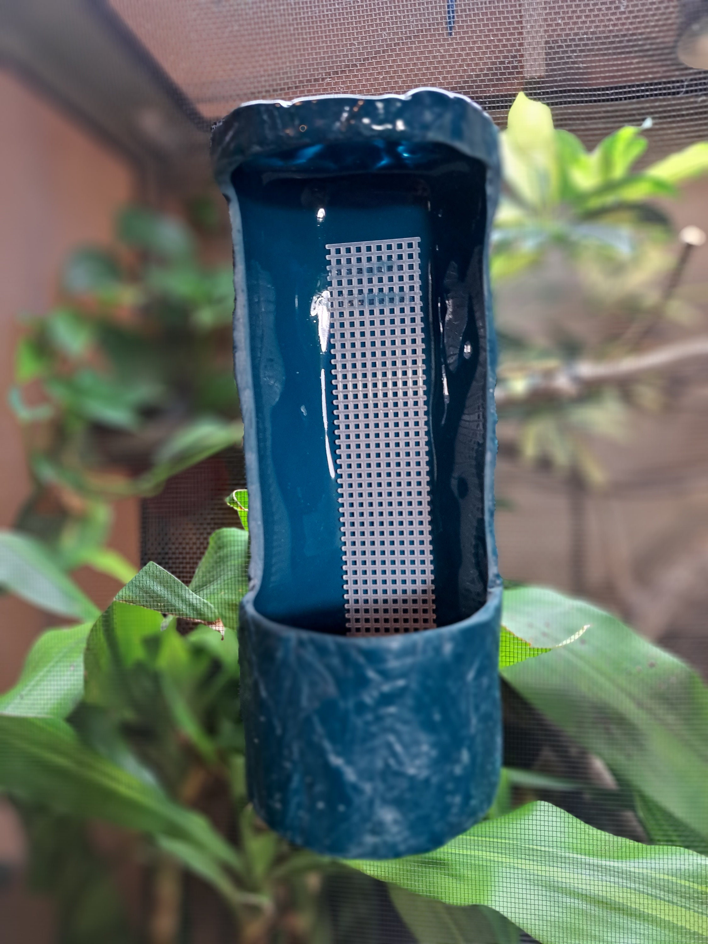 Naymars' Lizard-alley Cricket Feeder. Durable Made in the USA Chameleon ...