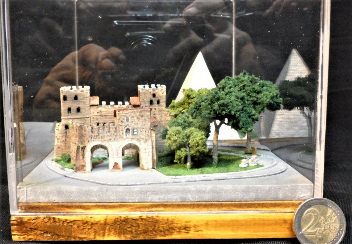 Handmade Diorama Pyramid of Cestius and Porta San Paolo - Etsy UK