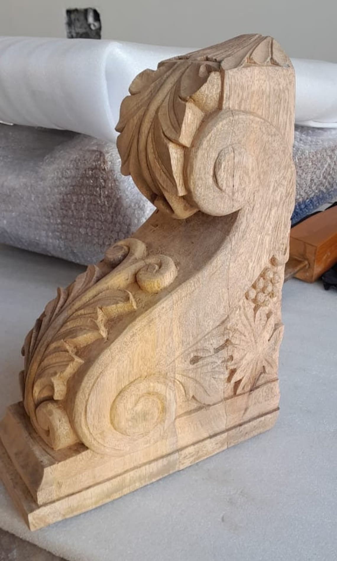 Hand-carved Wood Corbel Carving Large Classic Open Handcrafted Lovers ...