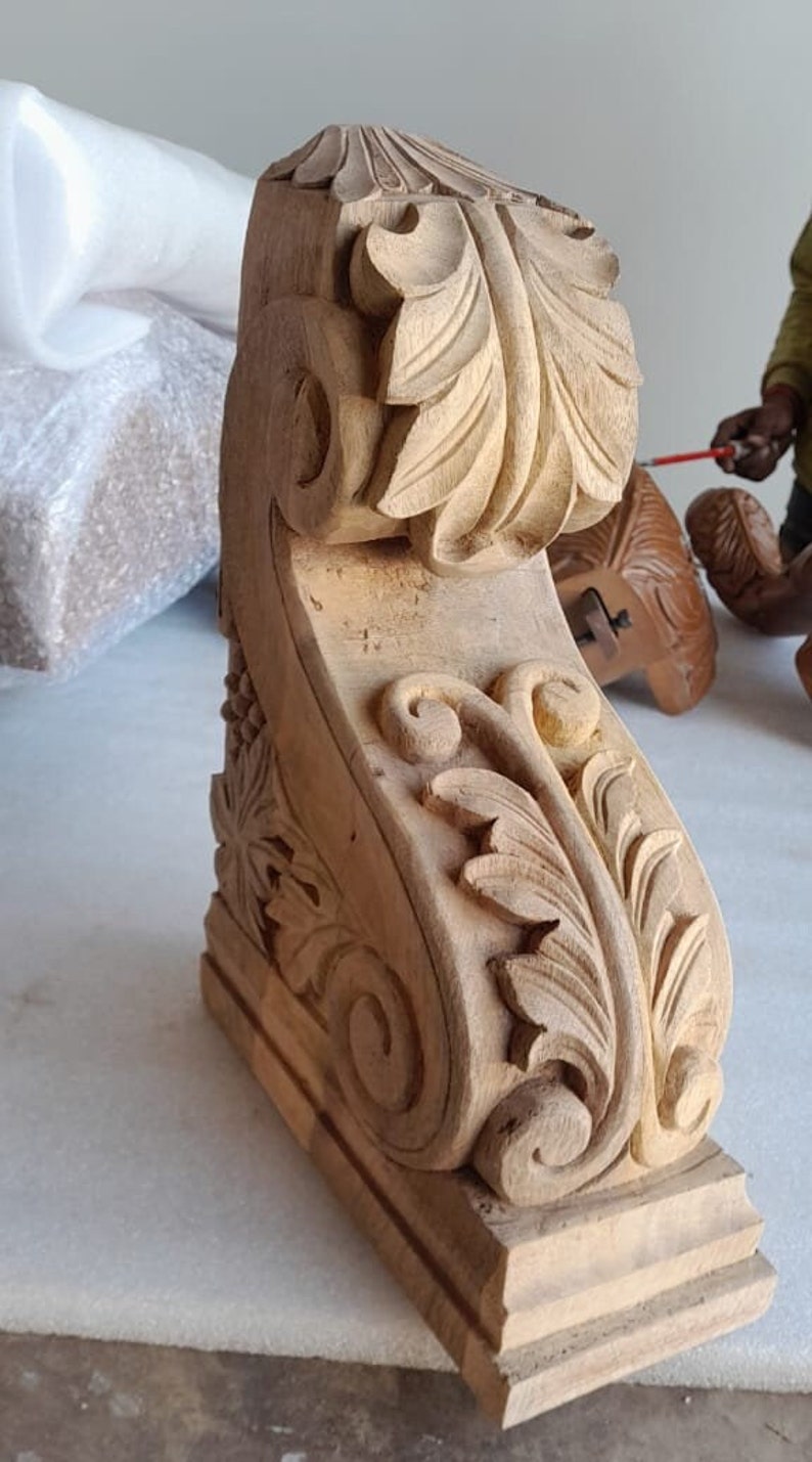 Hand-carved Wood Corbel Carving Large Classic Open Handcrafted Lovers ...