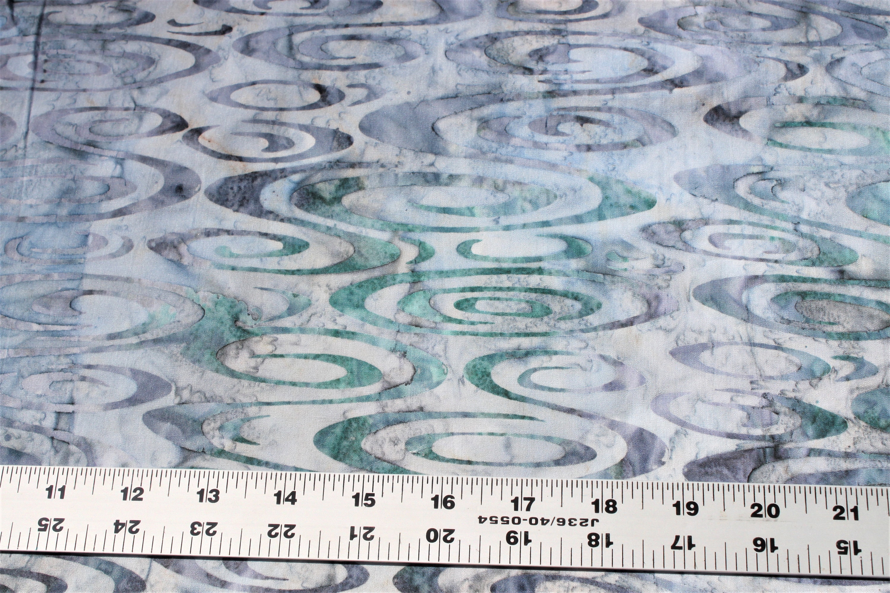 Blue, Green Mottled Swirl BATIK Cotton Fabric Resembles Water 19 Quilt ...