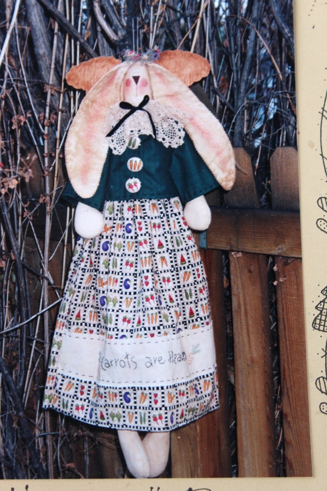 Carrots Are Heavenly Country Style Rabbit Pattern With Dress Waltzing ...