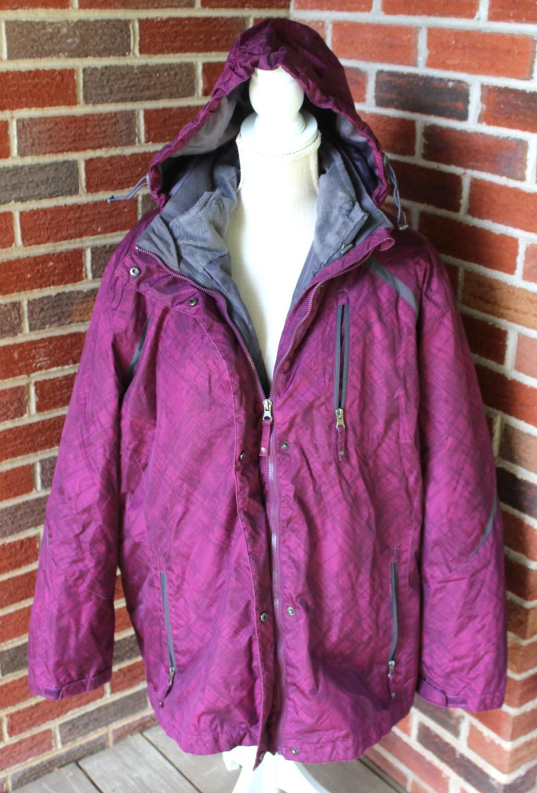 Adult Purple Winter Coat Zip-out Lining, Detachable Hood, Below Zero ...