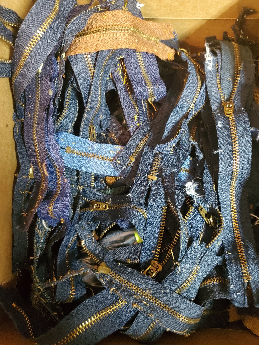 Reclaimed Zippers Denim Blue Jean for Repairs, Crafts, Ect. Lot of 12 ...