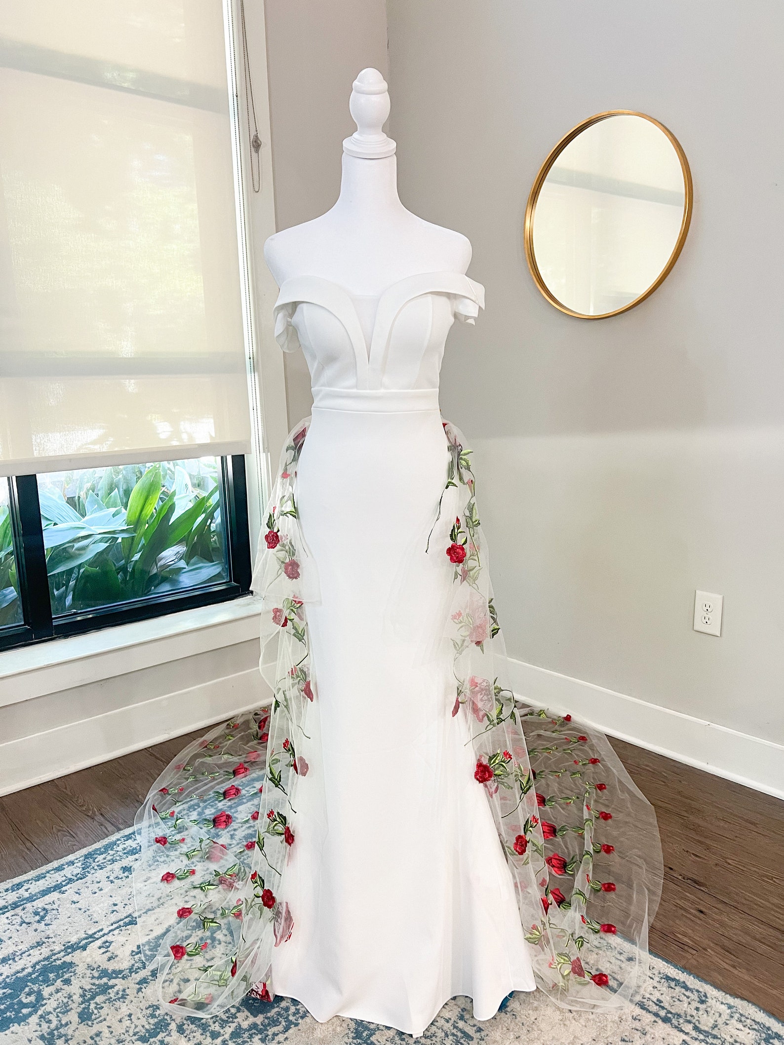 Roses Embroidered Tulle Detachable Wedding Train (with/without Bow ...