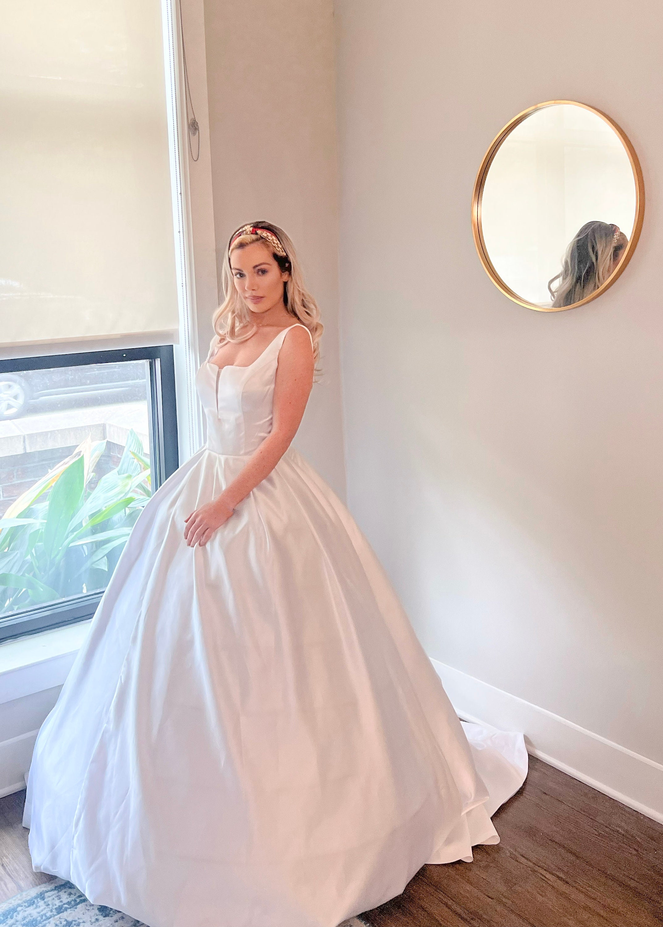 A-line Bridal Gown Split Dress With Long Beautiful Train, Elegant ...