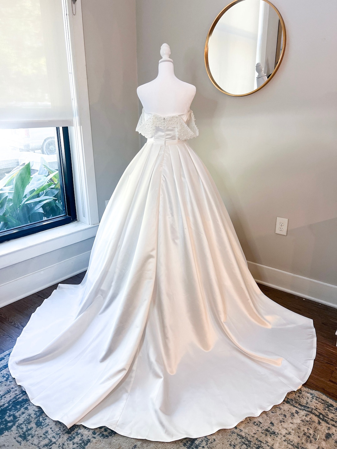 Off Shoulder Pearl Beaded Sleeves Wedding Dress, Corset Structure ...