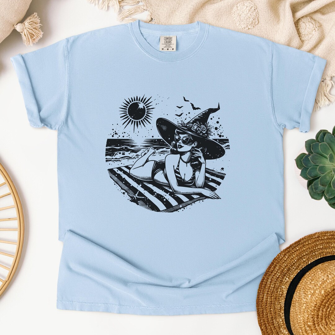 Vintage Beach Witch T-shirt, Summerween Queen - Etsy