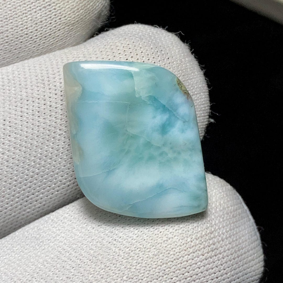 Unique Patterns Soft Blues Dominican Larimar Cabochon, 18.9carat, 20 X ...
