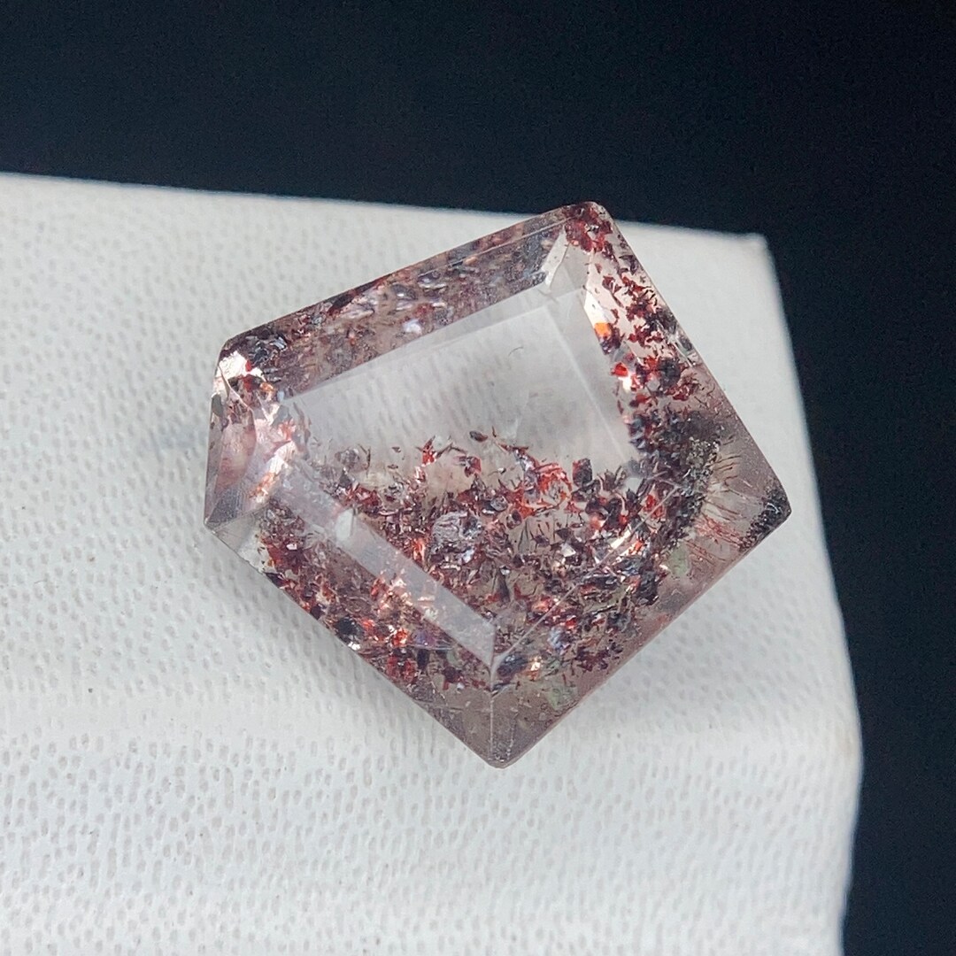 Rare ..SUPER SEVEN.. Gemstone With Amazing 7 Crystals Healing Stone ...