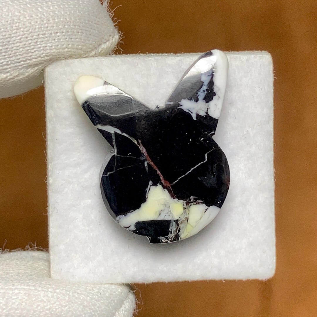 A Unique Beauty OF White Buffalo Turquoise Rabbit Shape Cabochon, 20 X ...