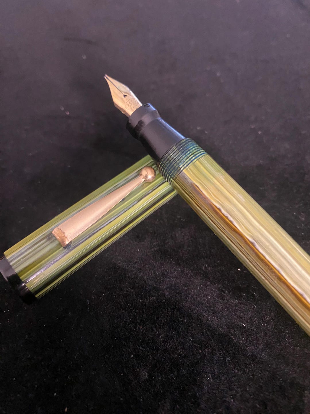 1930s / Ingersoll / Oversized / Green Striped Bakelite / 14k / MFS 4 / ...