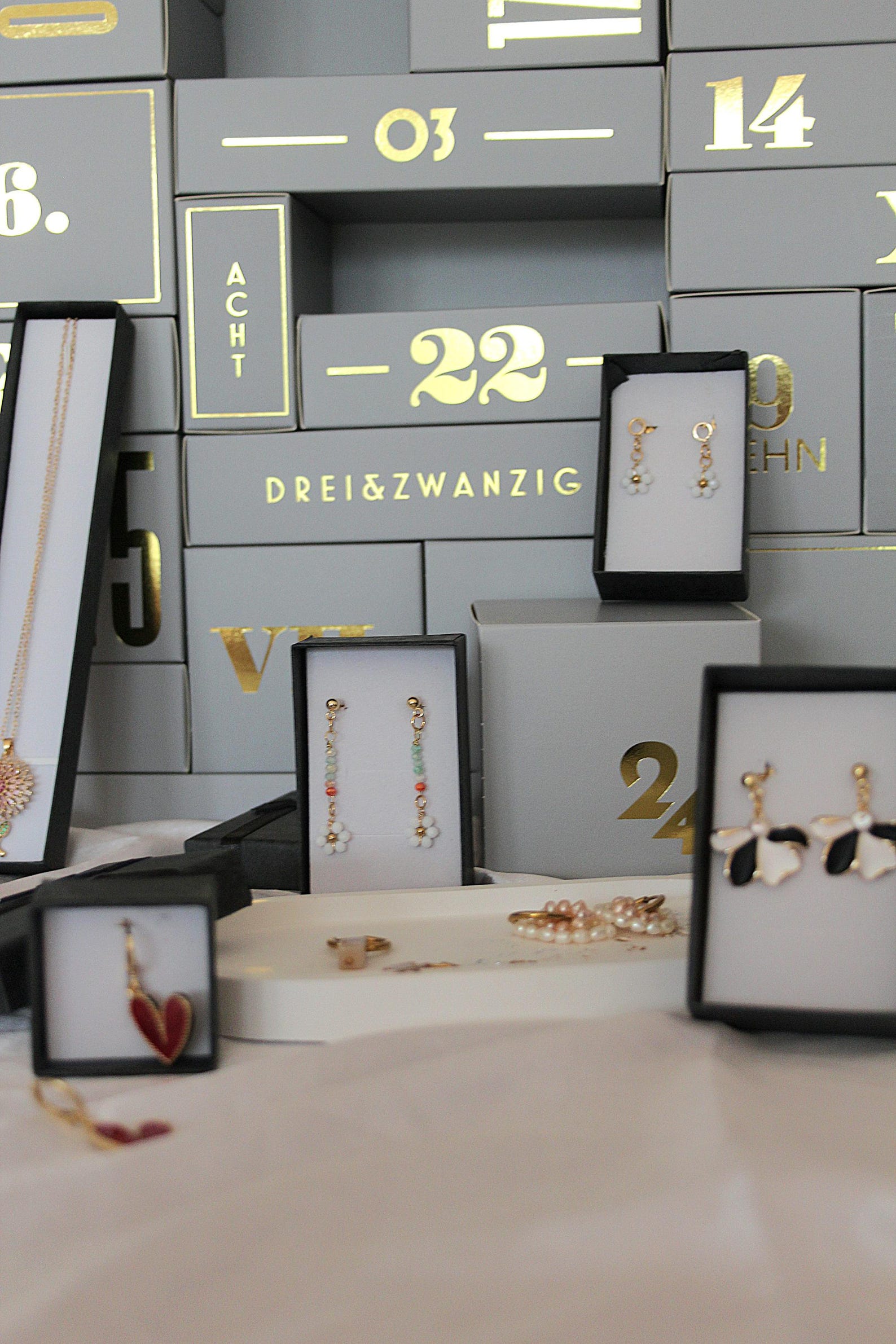 Jewelry Advent Calendar / Large Christmas Calendar Filled With Jewelry ...