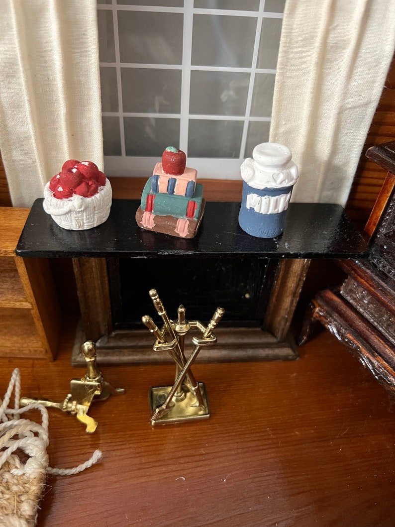 Vtg Artisan Miniature Dollhouse Diorama Box 1:12 Antique Bedroom Room ...