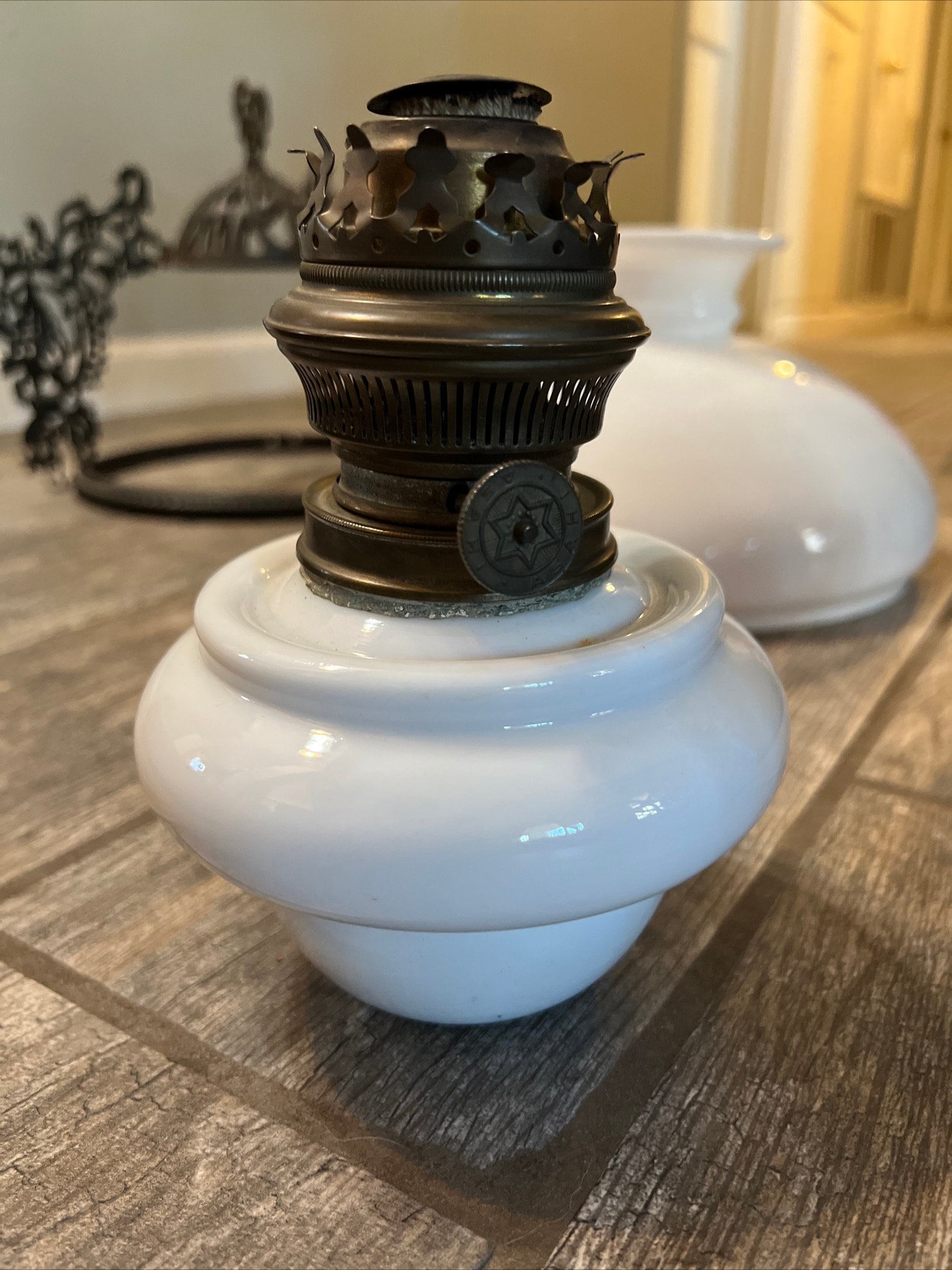 Victorian Hanging Oil Lamp With Cast Iron Holder Chains Balance Weight ...