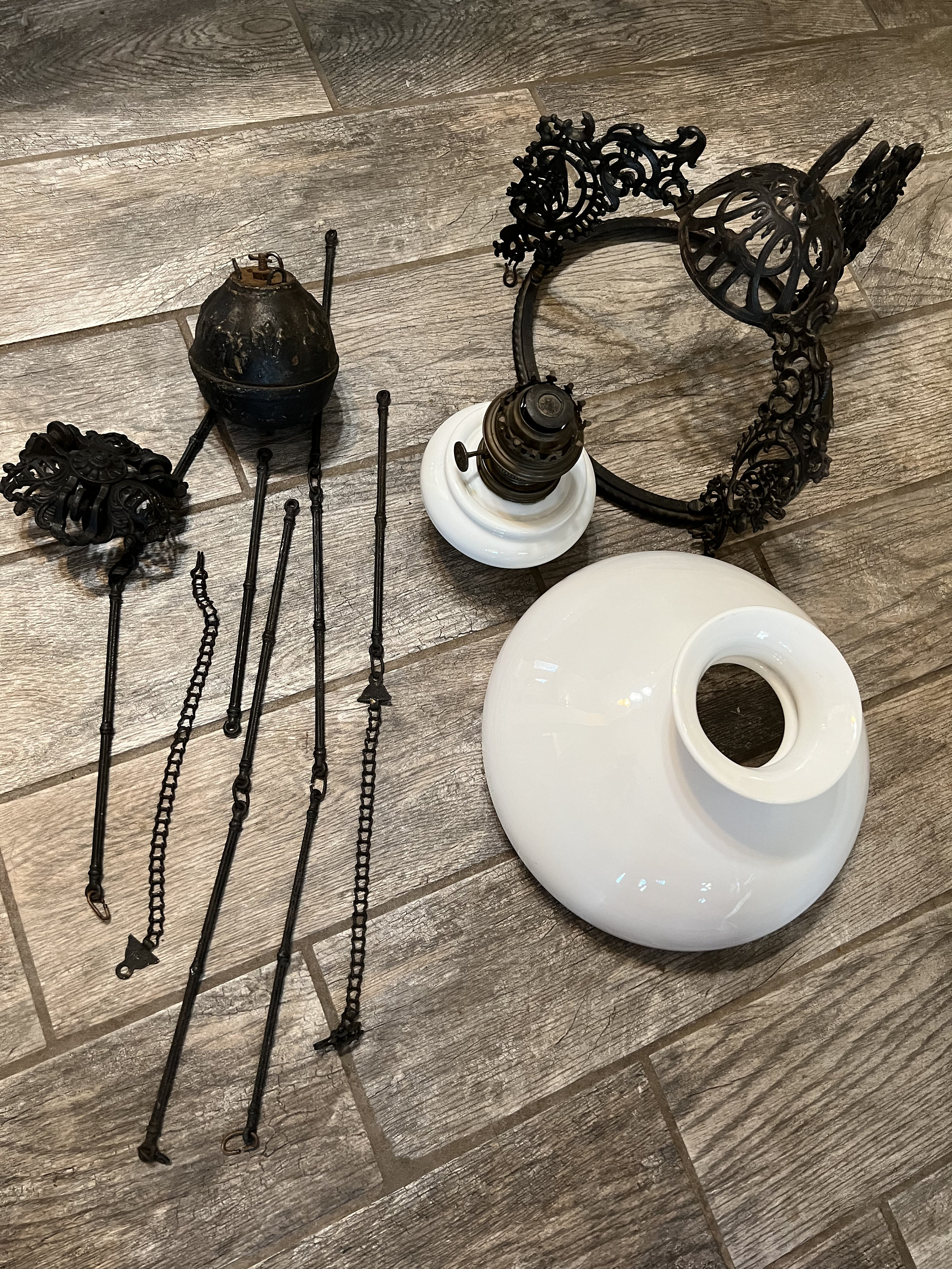 Victorian Hanging Oil Lamp With Cast Iron Holder Chains Balance Weight ...