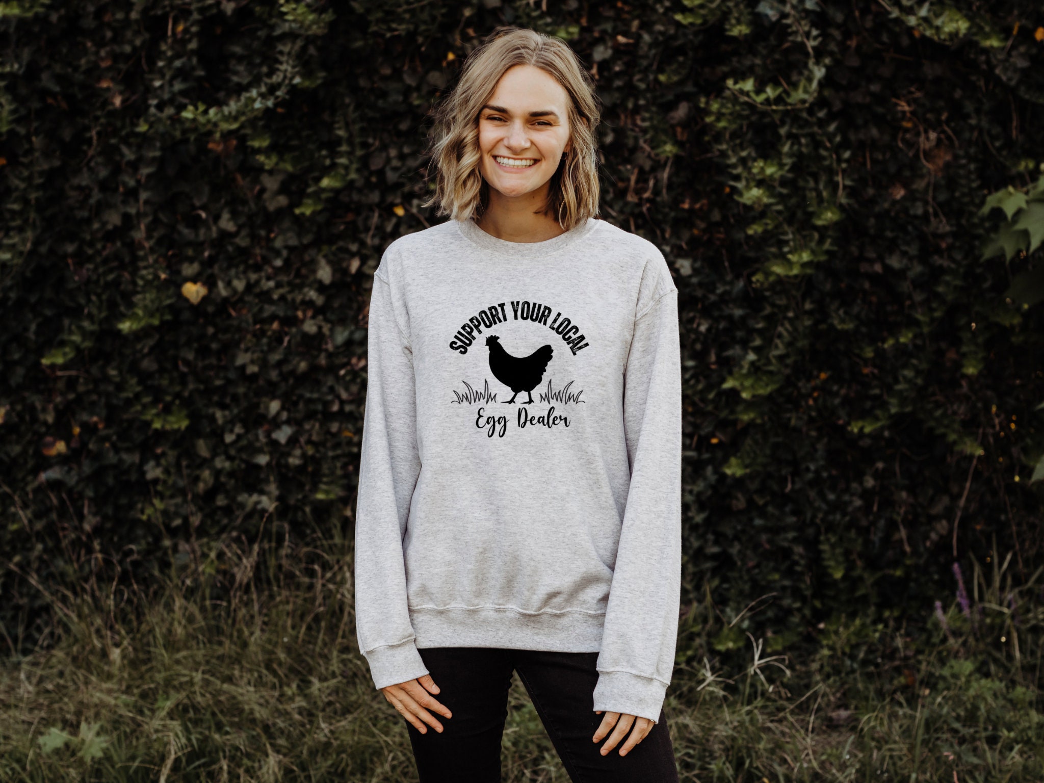 Farmershirt Local Egg Dealer Farm Sweatshirt Gift Chicken Farming ...