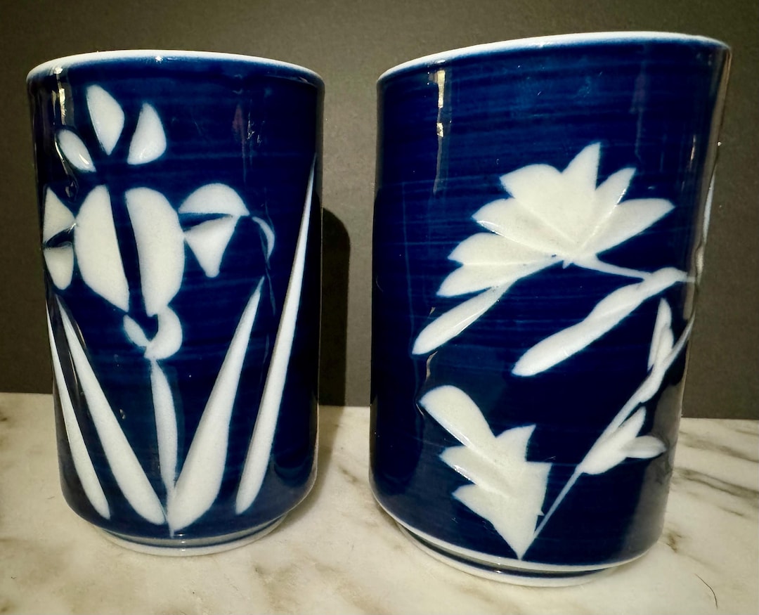 2 Sgraffito Porcelain Teacups | Made in Japan (cobalt and White) - Etsy