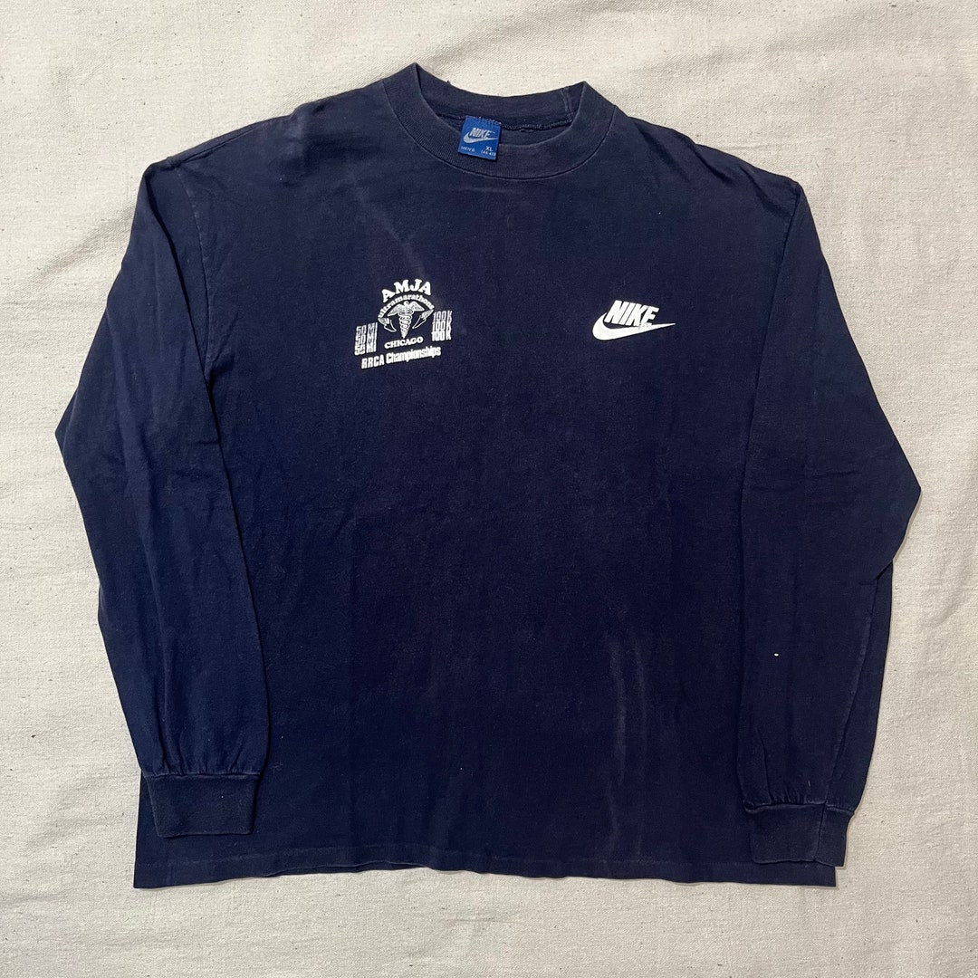 Vintage 80s Nike Blue Tag Chicago 100k Marathon Runner Graphic ...