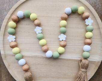 Farmhouse Spring Daisy Garland, Spring Wood Bead Garland, Spring Decor ...
